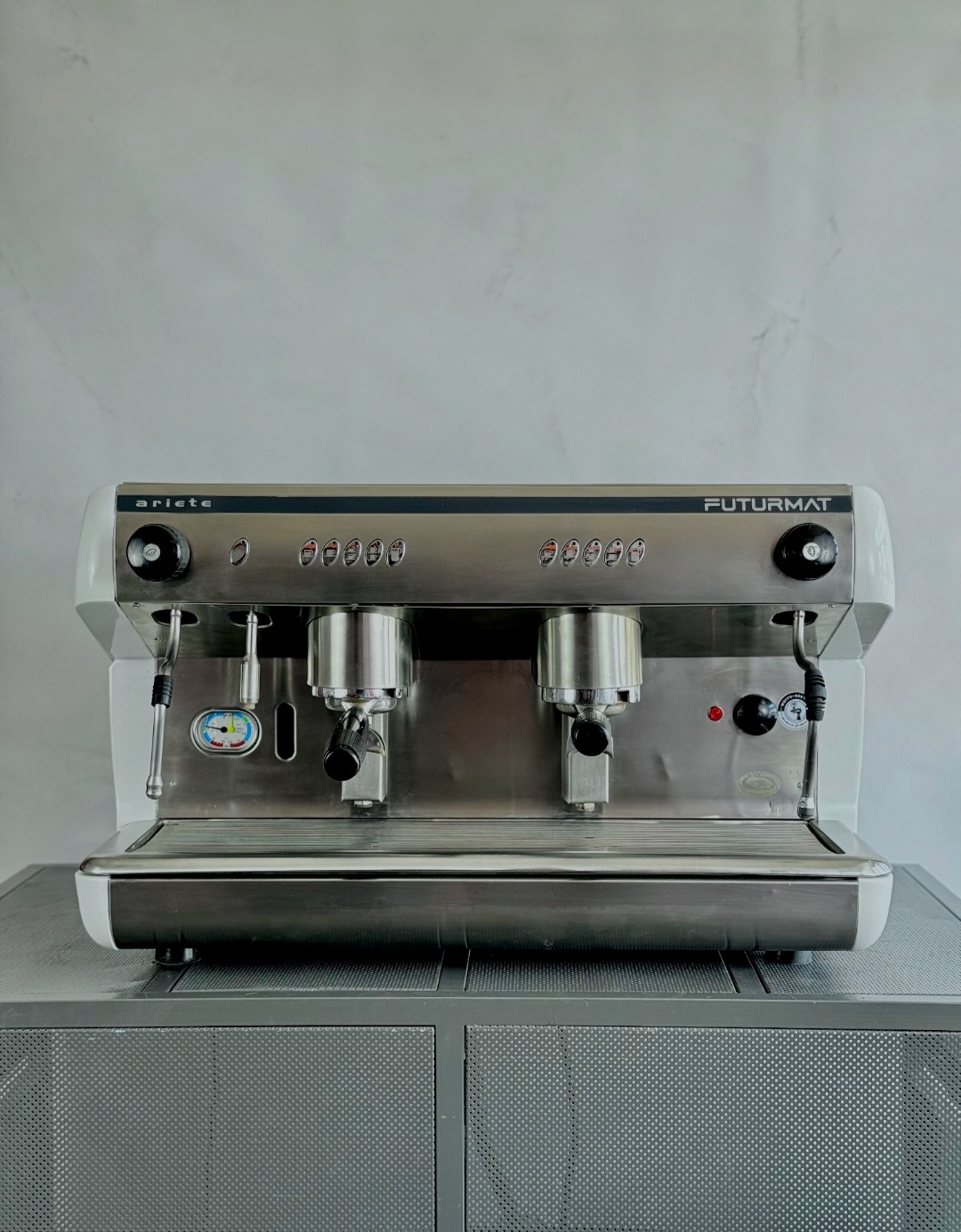 دستگاه اسپرسو ساز قهوه ساز صنعتی فوتورمت futurmat f3 – بردیا تجهیز